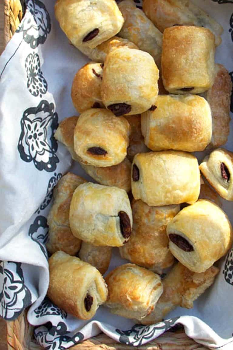 Pain Au Chocolat: a quick easy recipe for chocolate croissants