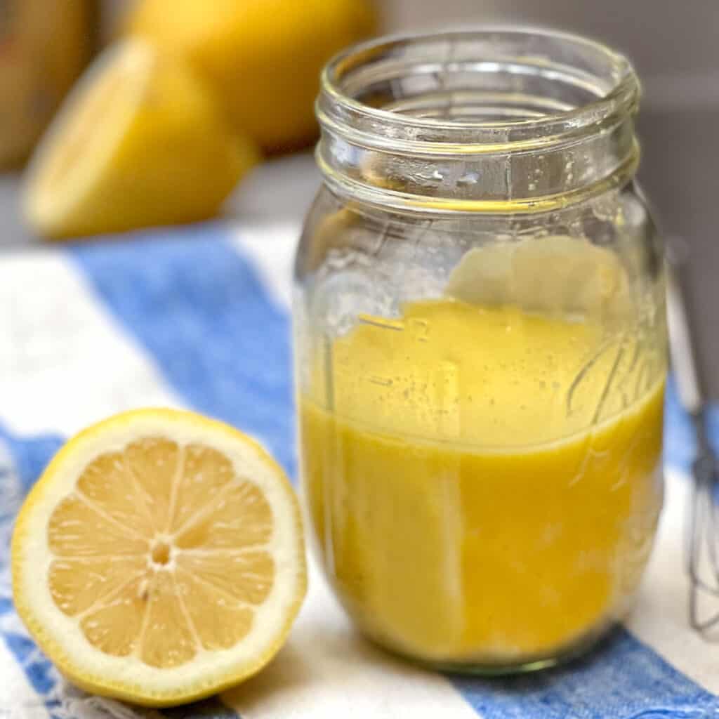 Homemade Lemon Vinaigrette: Perfect Everyday Salad Dressing